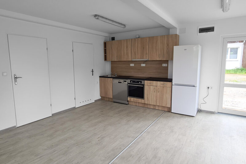 Wohncontainer mit 2 Zimmern & Bad kaufen | Conliving GmbH